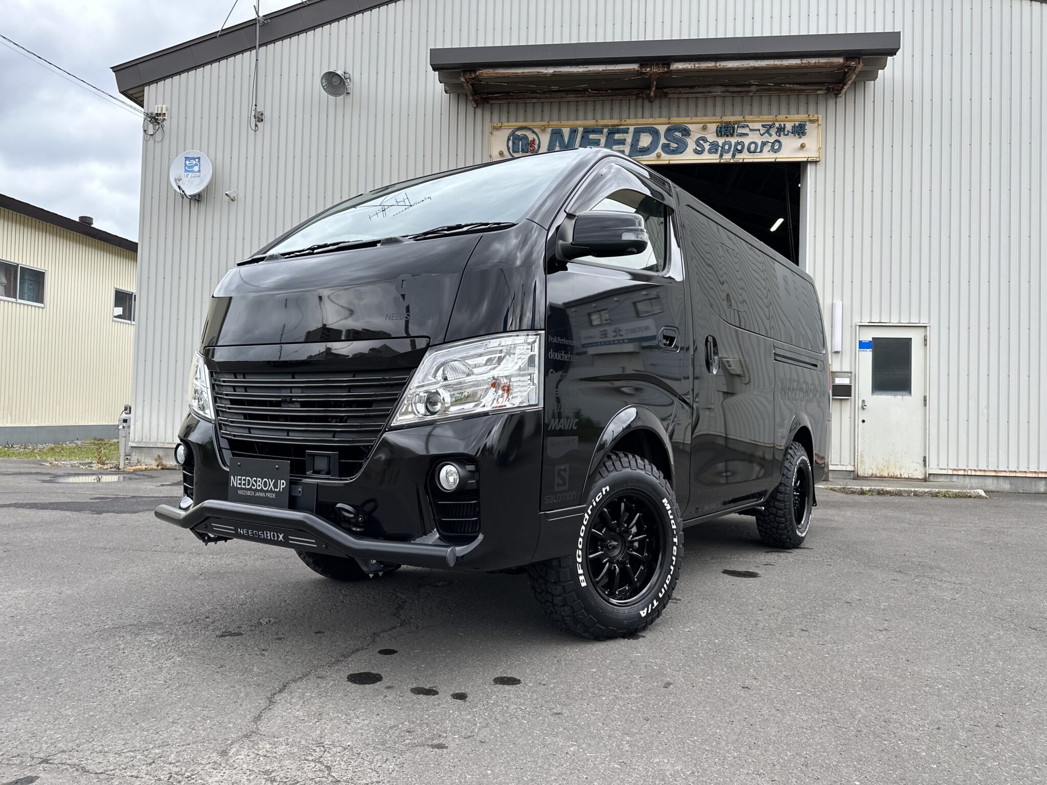 NV350キャラバン NV-type3 Black Edition 販売！！ | トランスポーター専門店 NEEDSBOX[ニーズ札幌 ...