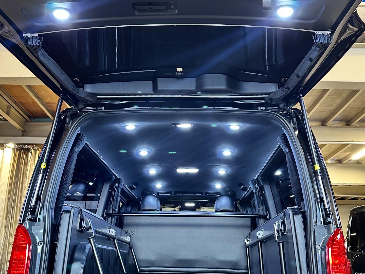 NEEDSBOX P-type2 ハイエースV S-GL DARK PRIMEⅡディーゼル4WD 【N6324】 | トランスポーター専門店 ...